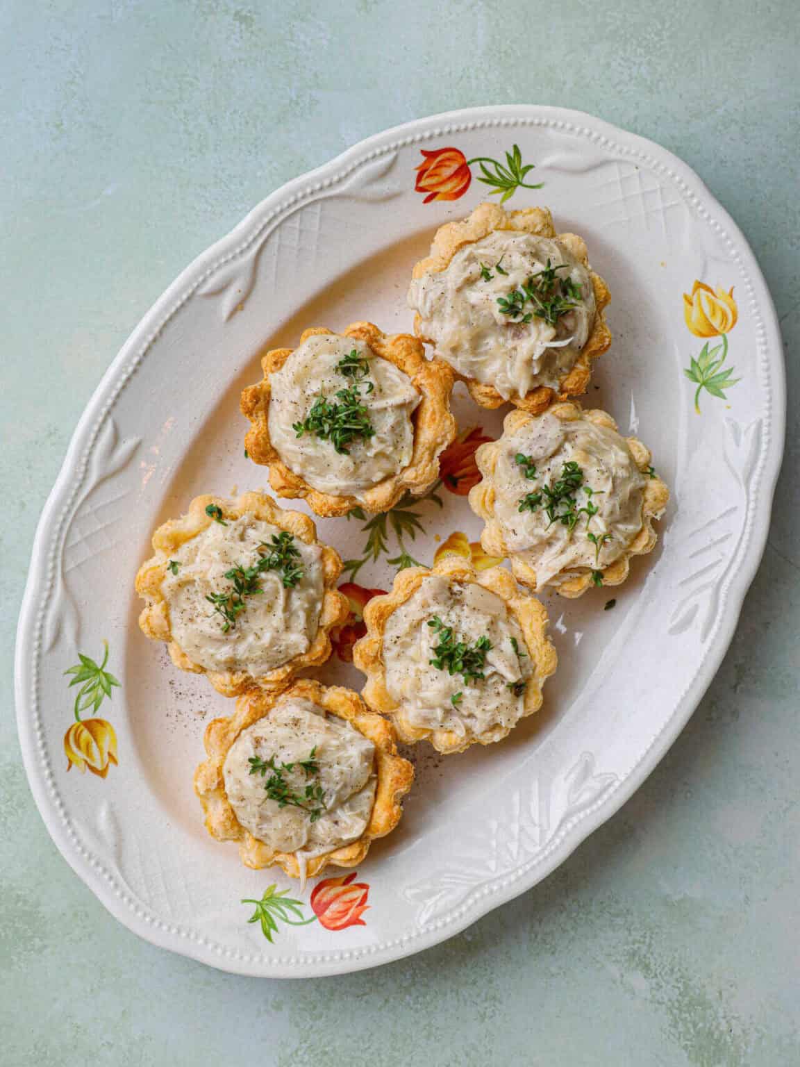 Hjemmelavede tarteletter med høns i asparges - Emma Olsen