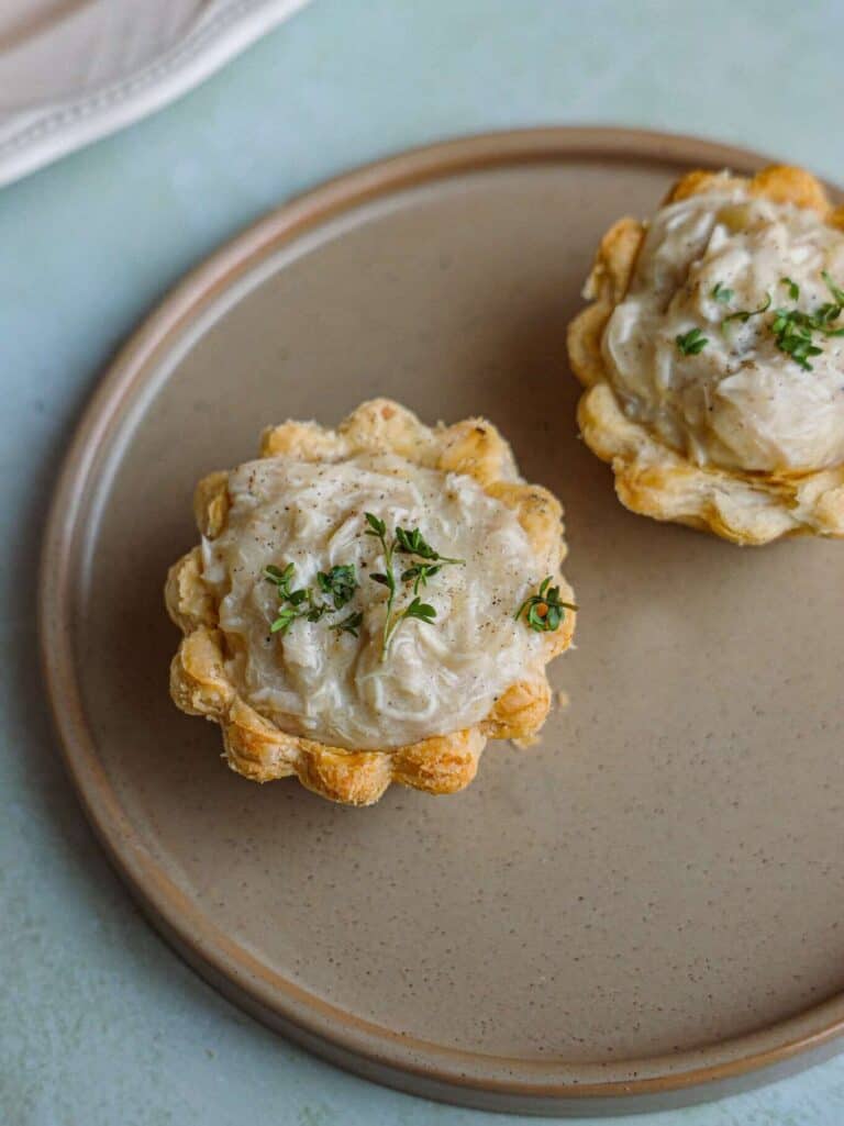 Hjemmelavede tarteletter med høns i asparges - Emma Olsen